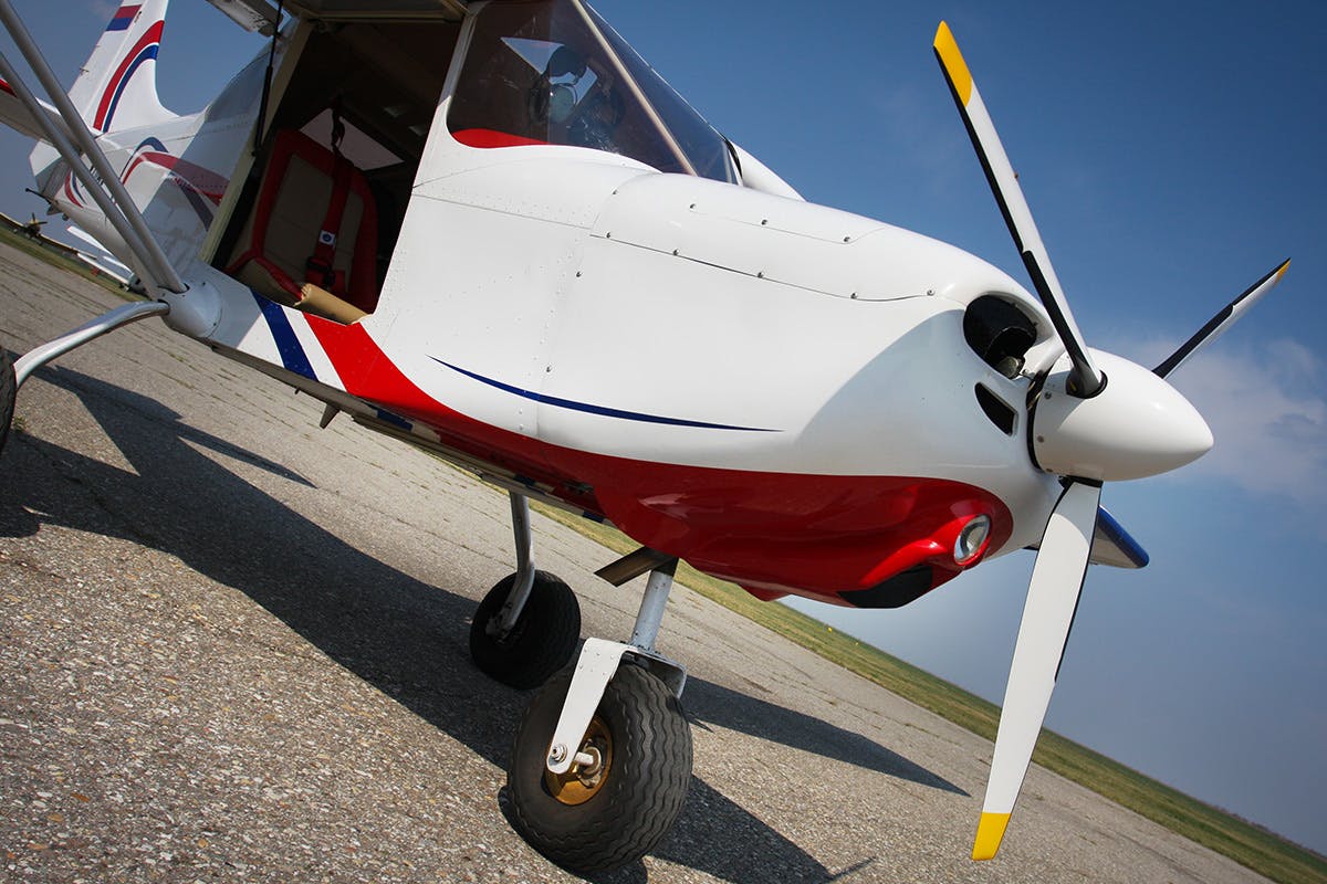 Land Away Triple Flying Lesson | Virgin Experience Days