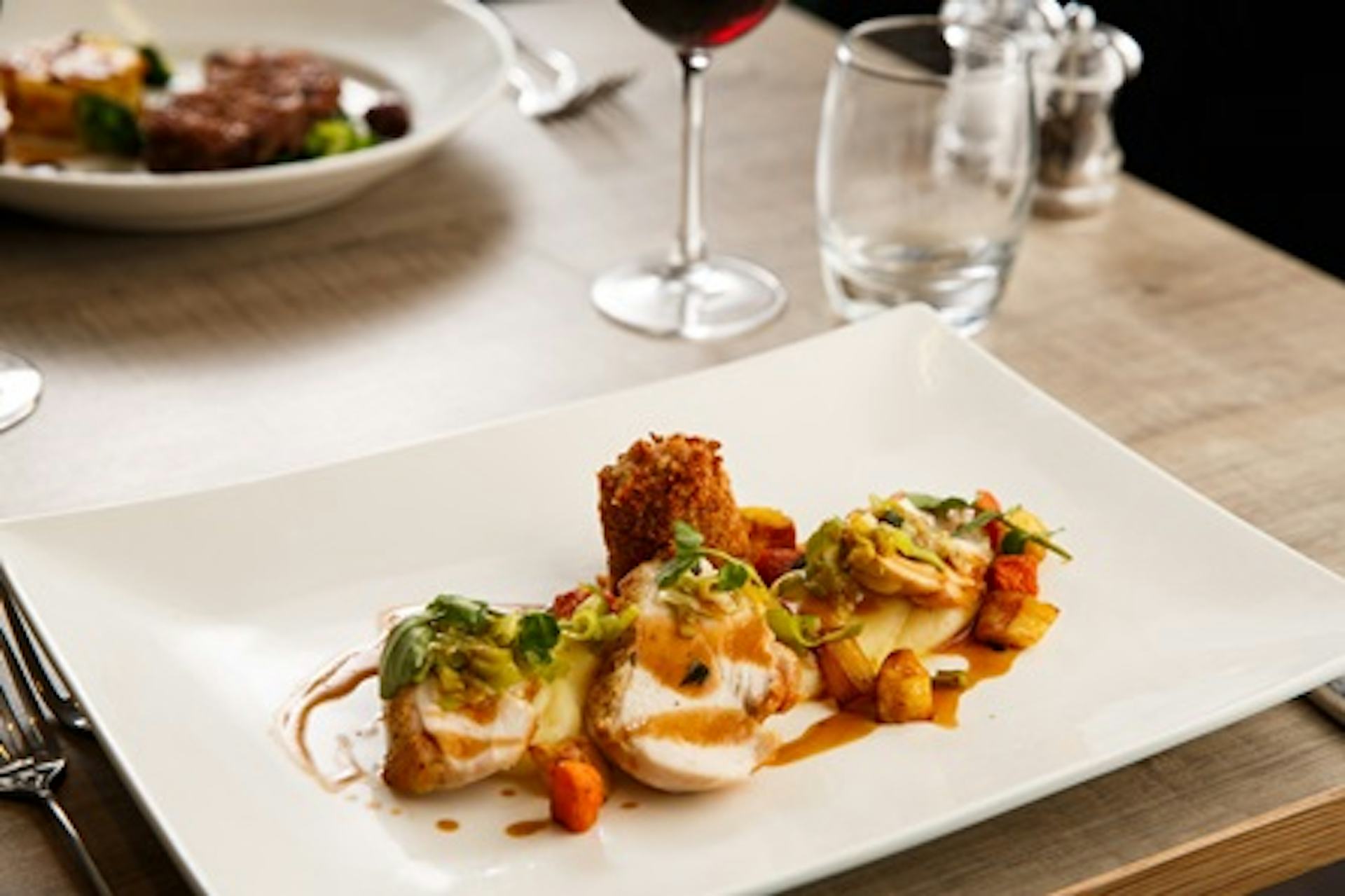 Steam Train Experience With Dinner & Overnight Stay | Virgin Experience ...