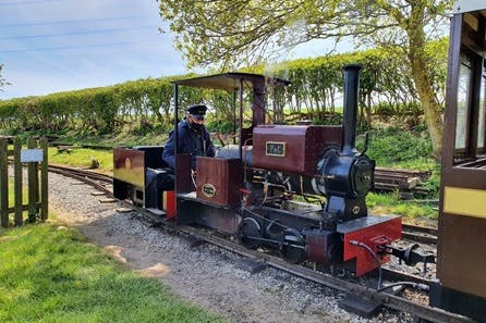 Steam Train Driving Taster Experience at Sherwood Forest Railway ...