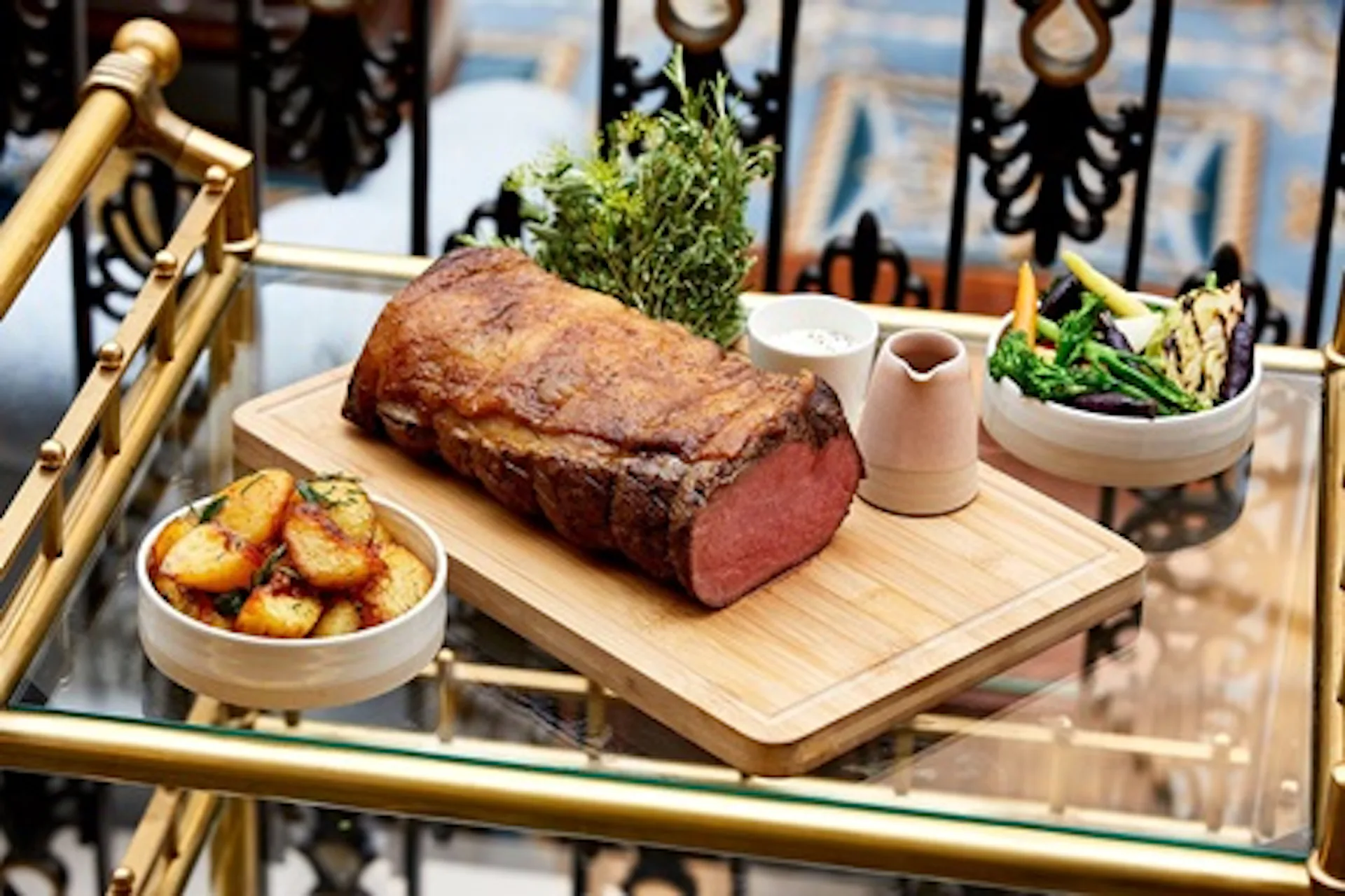 Three Course Sunday Lunch for Two at The 5* Lanesborough Hotel - Virgin ...