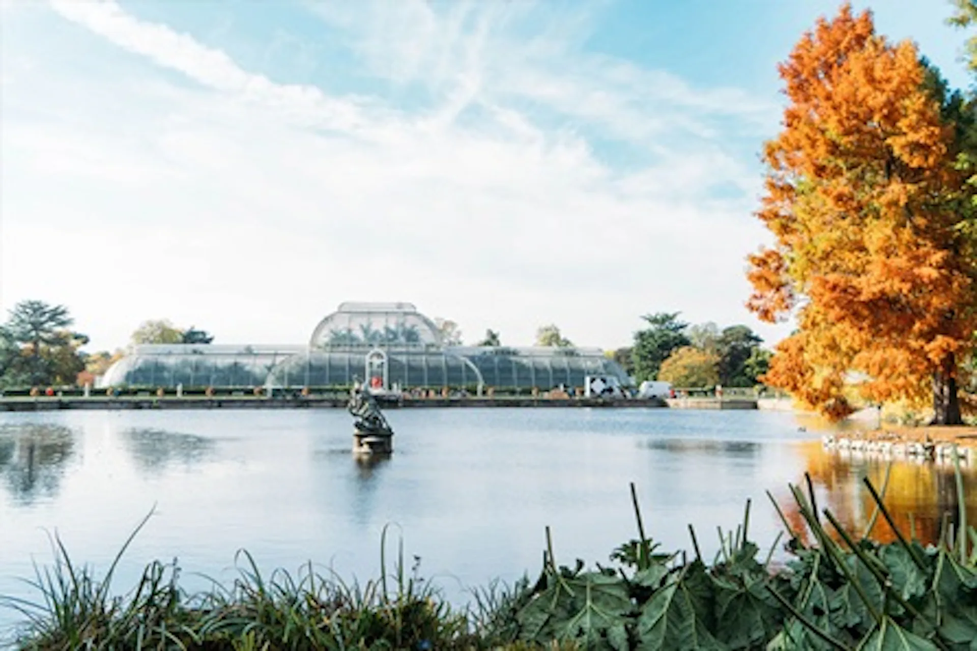 Visit to Kew Gardens with Thames River Cruise from Central London for ...